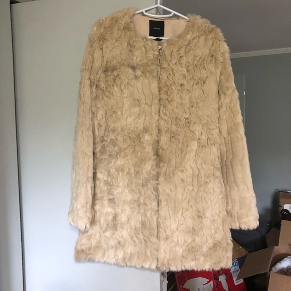 H&M | Jackets & Coats | Womens Cream Colored Lightweight Fur Coat Like ...